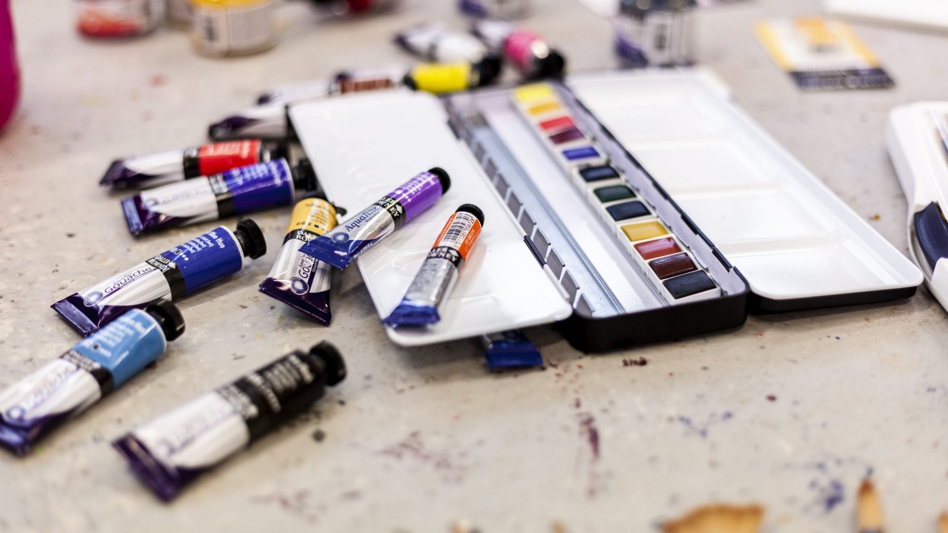 Paint - Stationery World